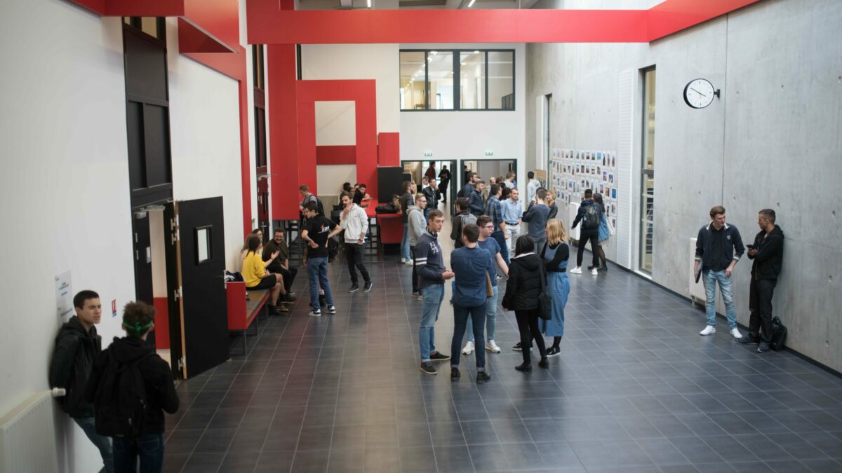 Association des ingénieurs Icam - Accueil